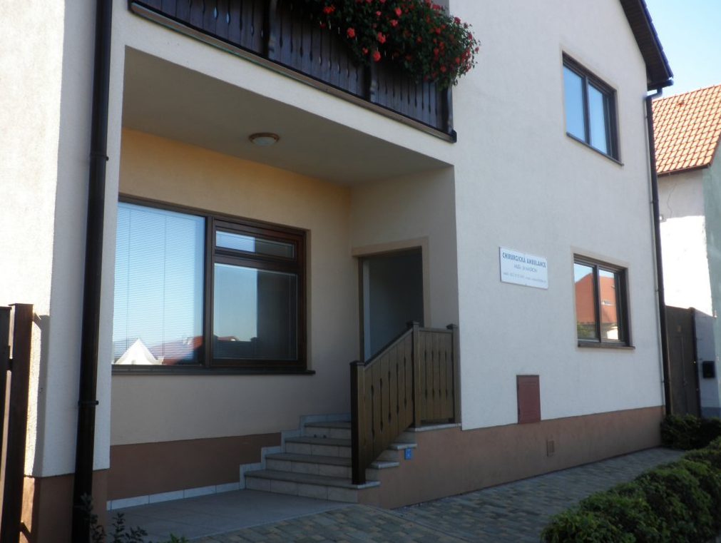 O nás :: Ambulance Madron